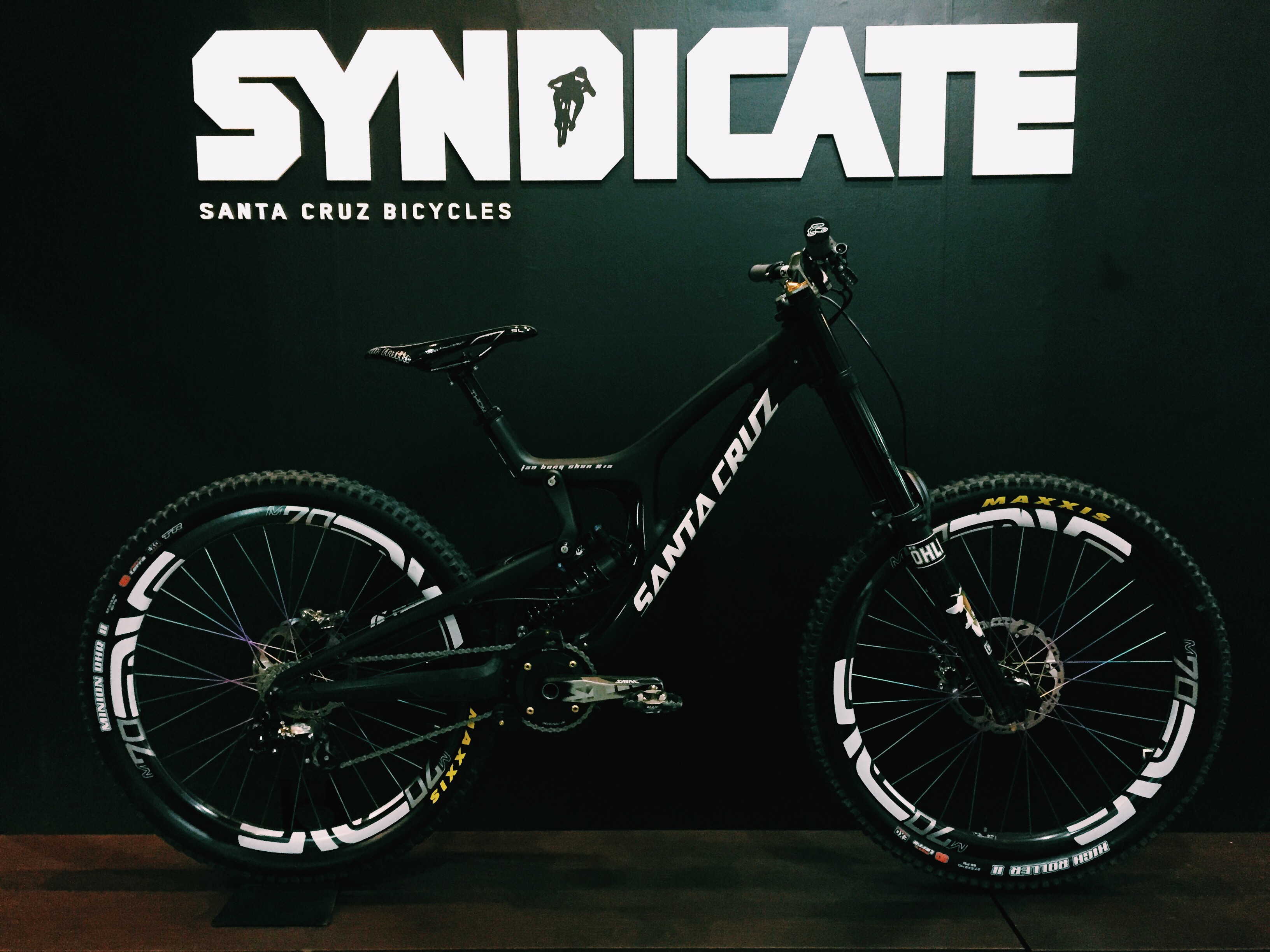 2015 Santa Cruz V-10 650B Öhlins - Flowmarket's Bike Check - Vital MTB