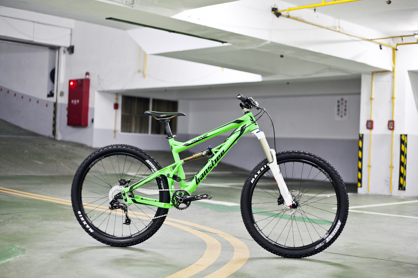 Banshee Rune V2 - Johnnychiang's Bike Check - Vital MTB