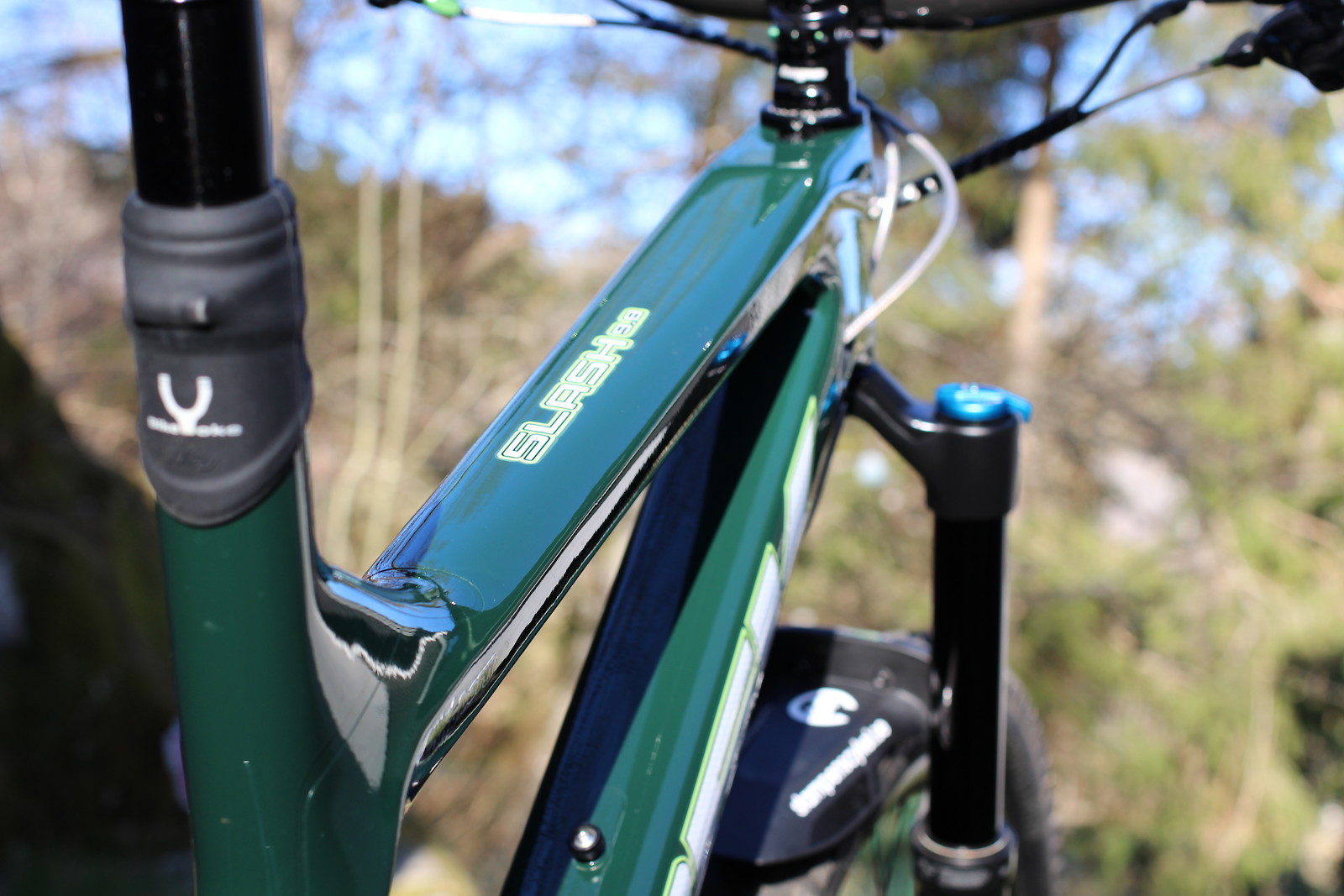 Trek Slash 9.8 - Sideburns's Bike Check - Vital MTB