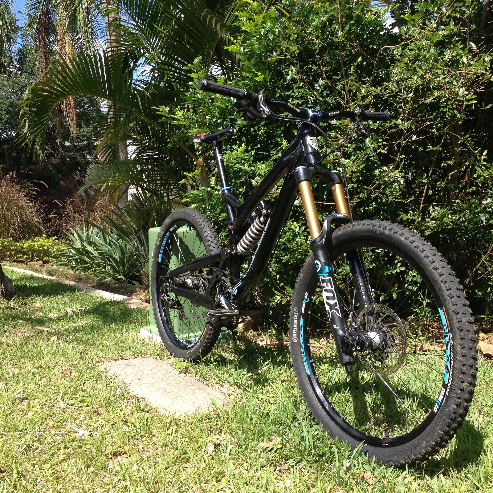 Intense 951 FRO. 'back from the dead' - zj's Bike Check - Vital MTB