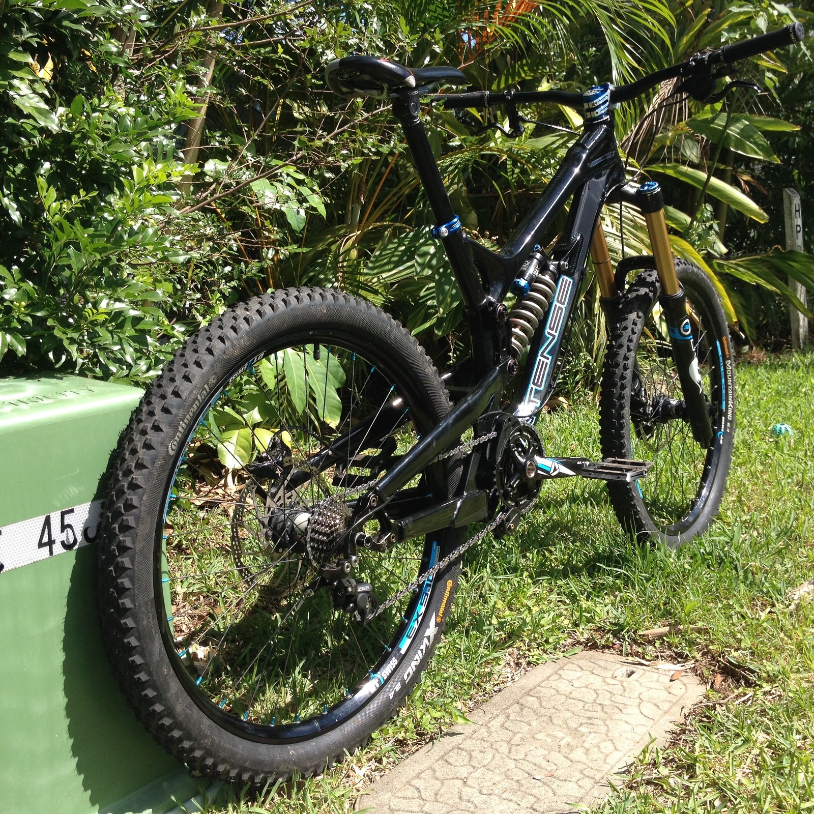 Intense 951 FRO. 'back from the dead' - zj's Bike Check - Vital MTB