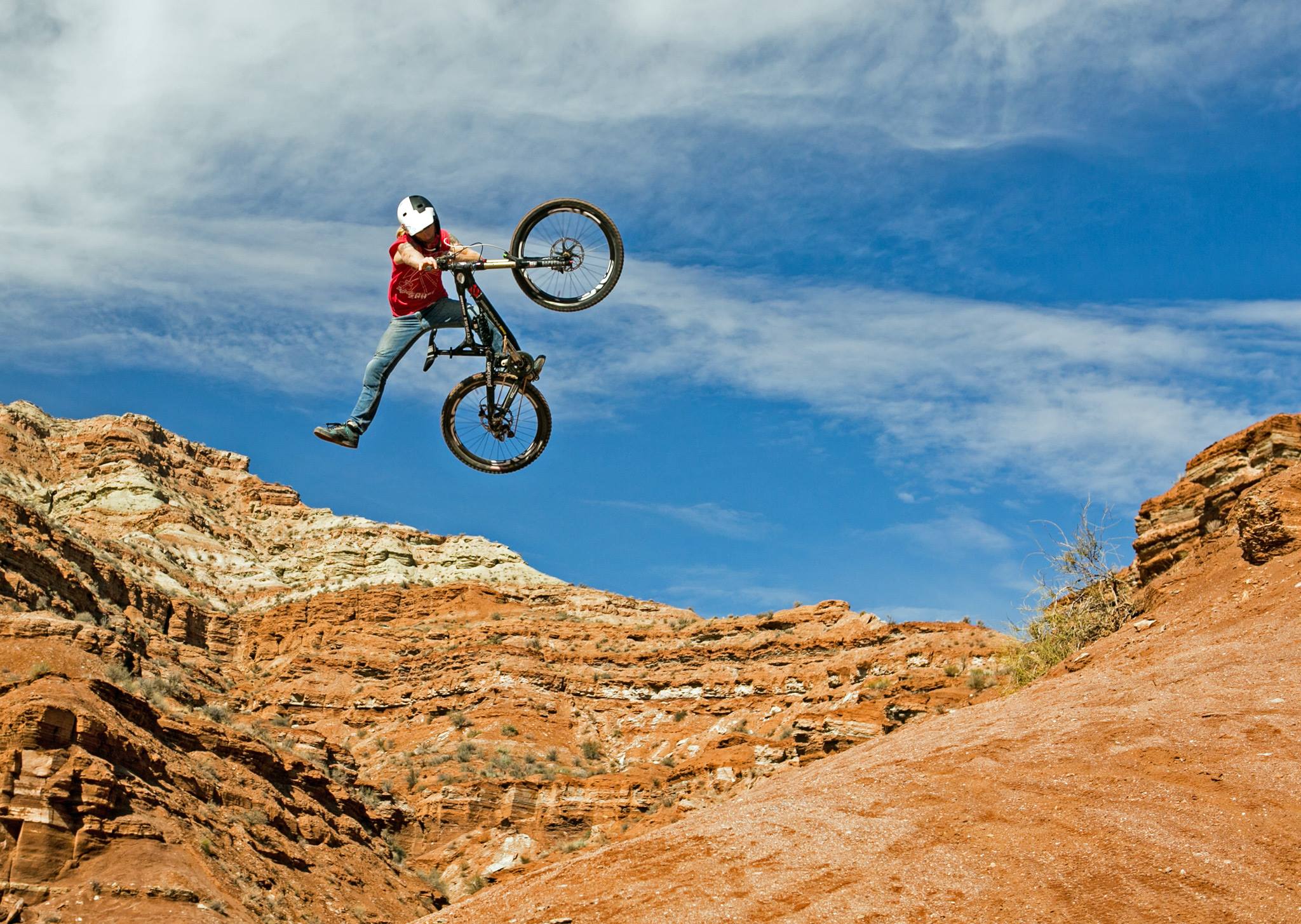 table top - Kicklion - Mountain Biking Pictures - Vital MTB