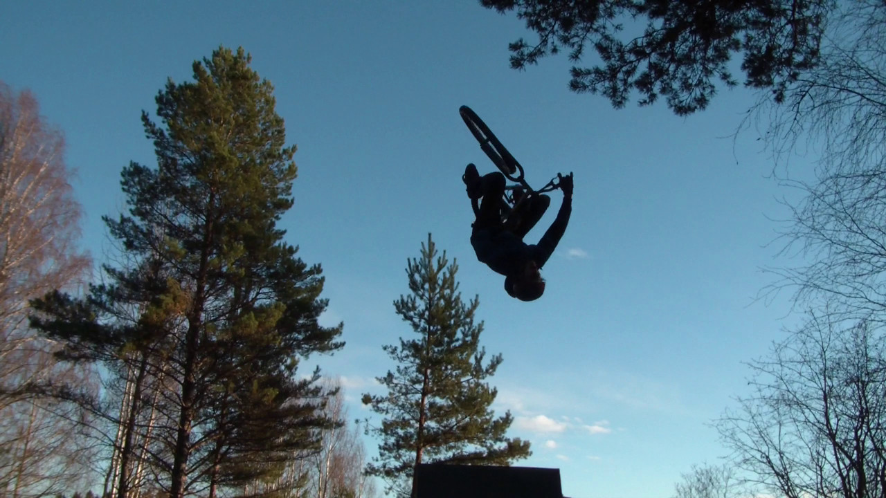 Table Backflip - MartinMtb92 - Mountain Biking Pictures - Vital MTB