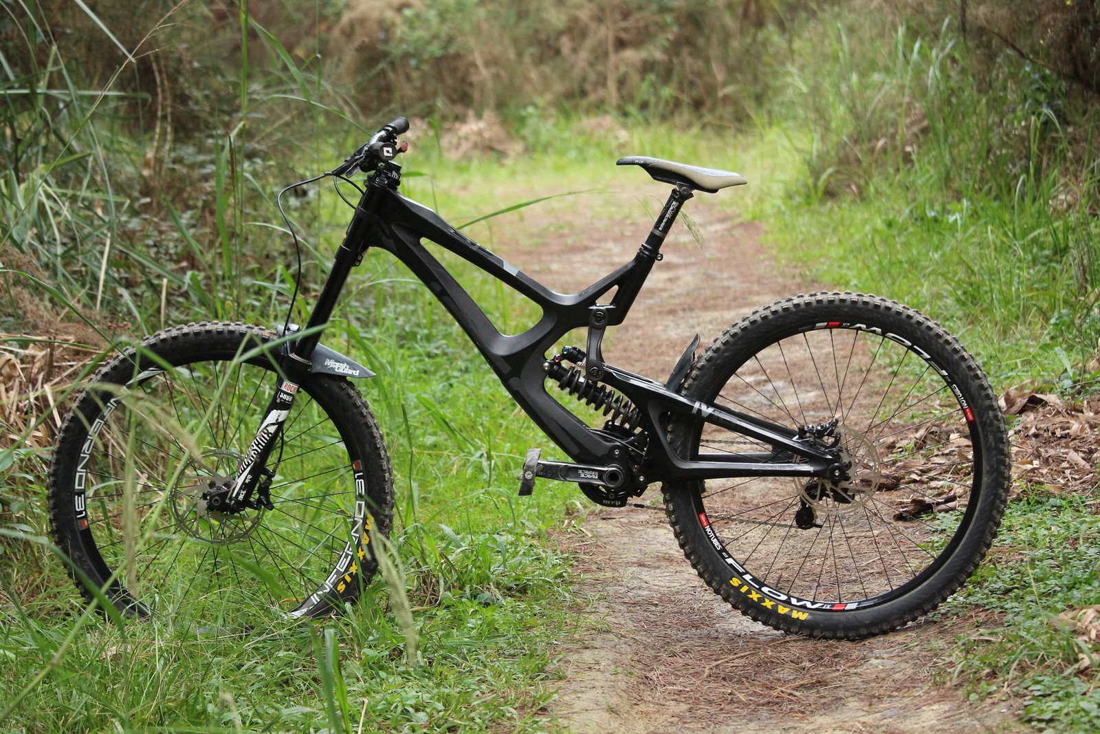 Intense M16C Stealth - antonweatherly's Bike Check - Vital MTB
