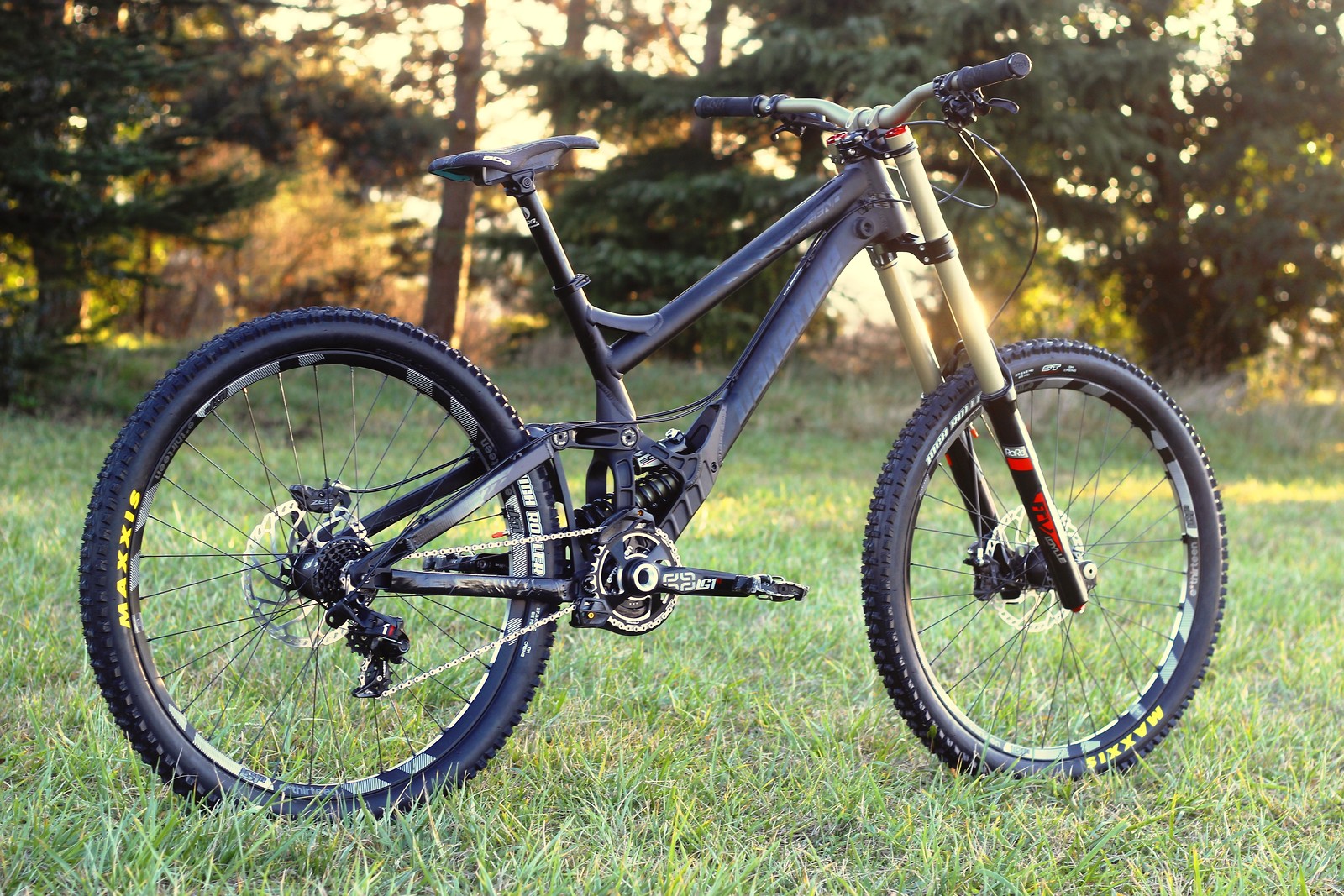 Banshee Legend MKIII - ClementT23's Bike Check - Vital MTB