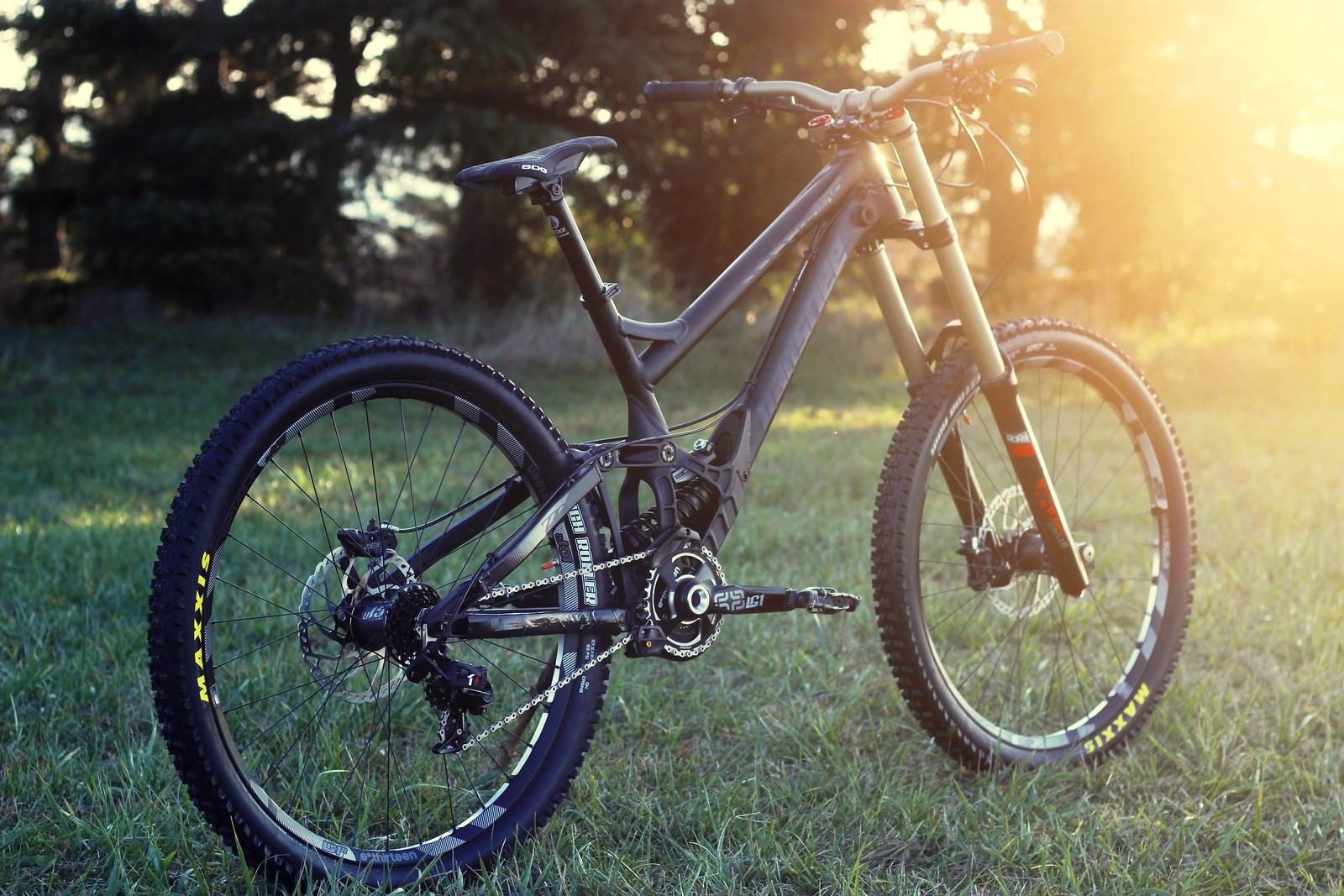 Banshee Legend MKIII - ClementT23's Bike Check - Vital MTB