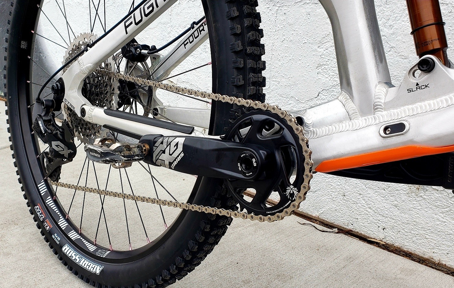2019 Knolly Fugitive ST - teethandnails's Bike Check - Vital MTB