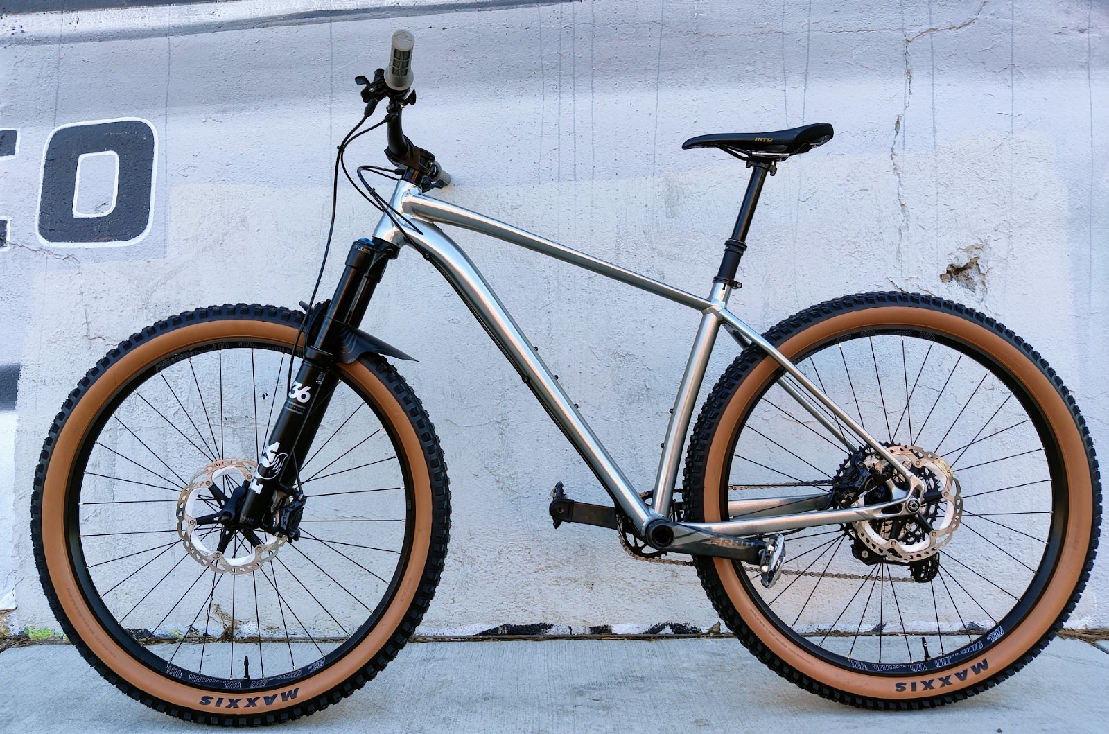 Specialized Fuse Custom - teethandnails's Bike Check - Vital MTB