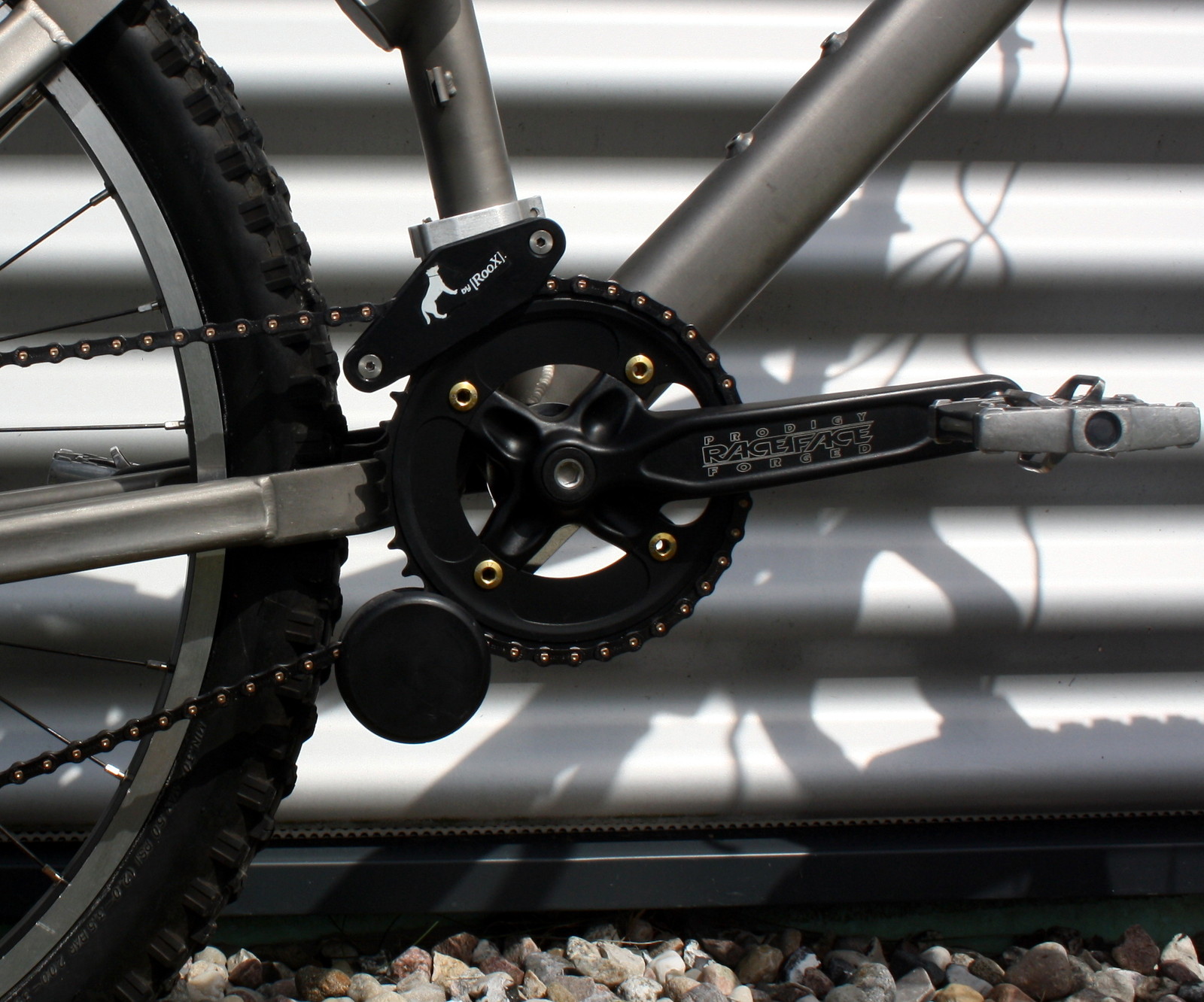 'heavy' metal - custom titanium 4-bar-150-mm frame - DrChaos's Bike ...