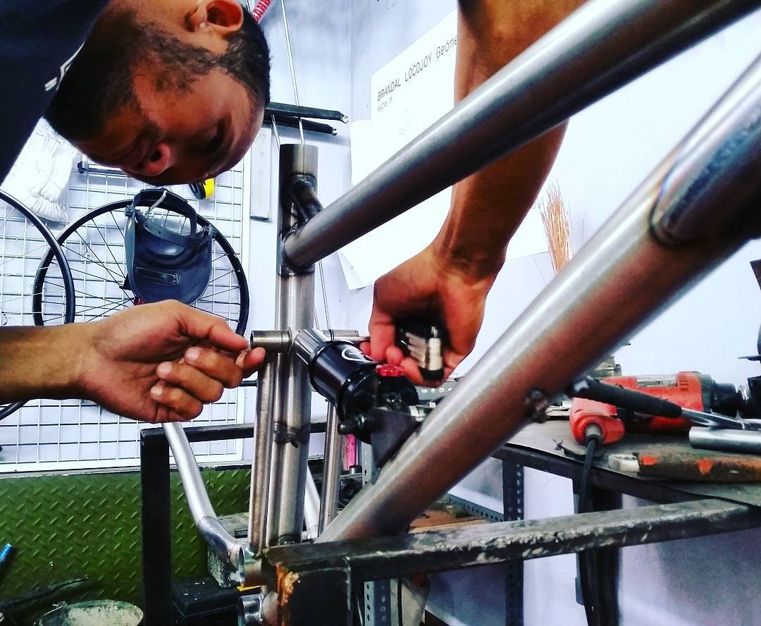 Babah Bike Brandal - Handmade Reynolds 520 Cromoly Fullsus - turboduck ...