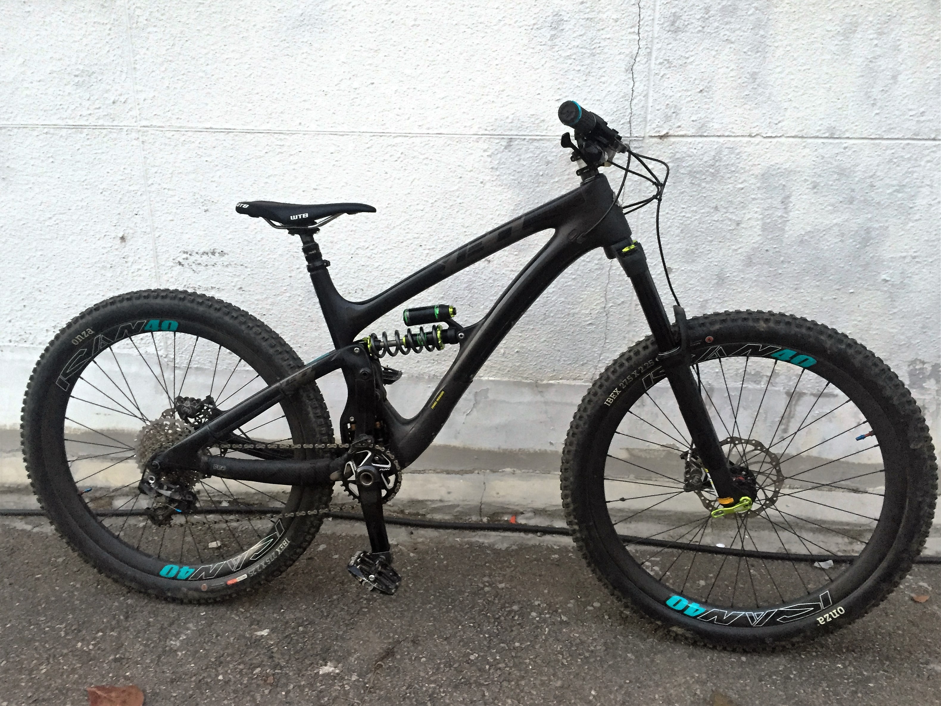 2016 YETI SB6c - Beta's Bike Check - Vital MTB