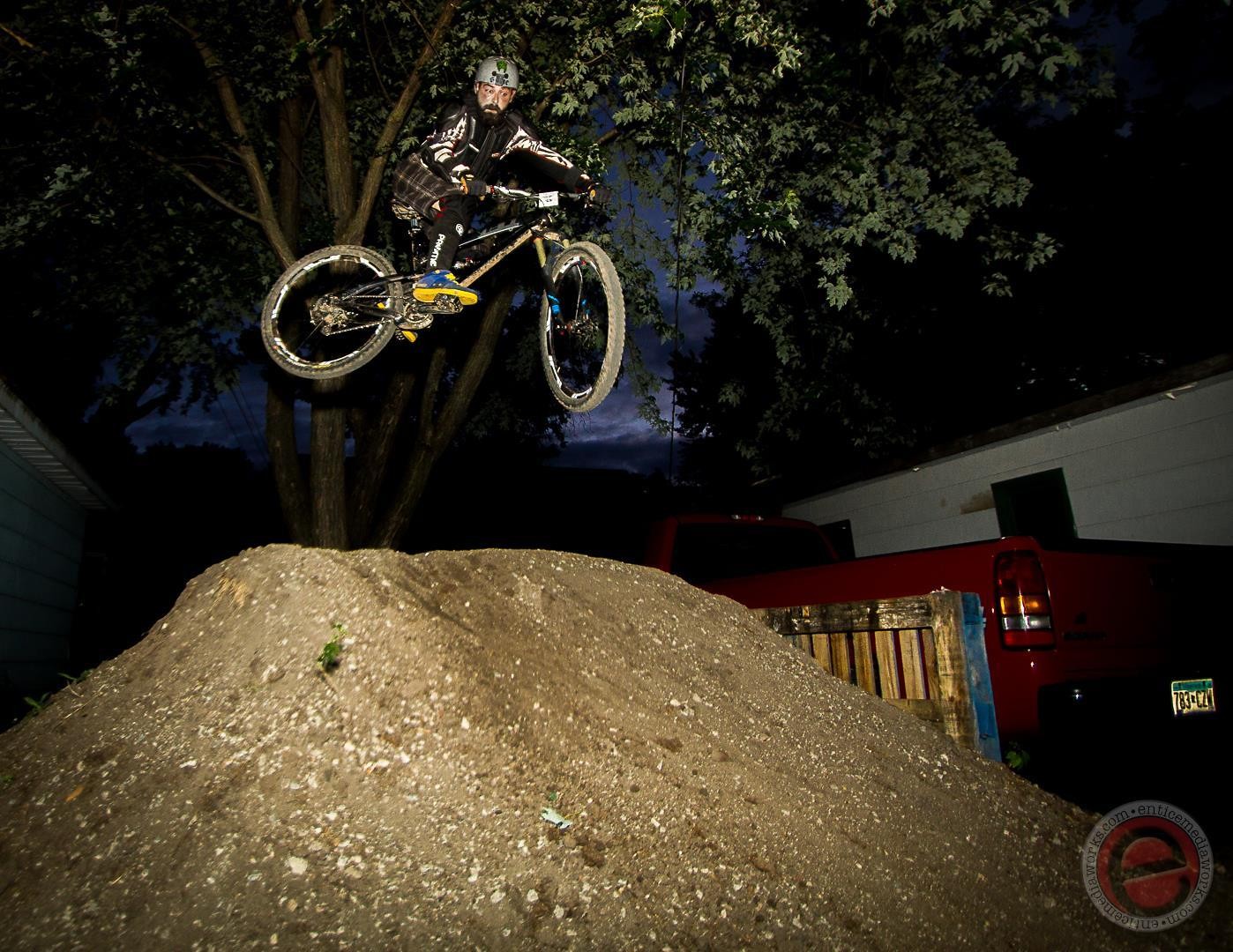 LT MTB Whip - It's BIKE:30 - Mountain Biking Pictures - Vital MTB