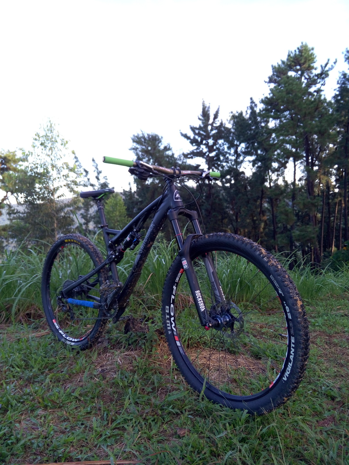 SWITCHBACK Unveil 9 - nahcism's Bike Check - Vital MTB