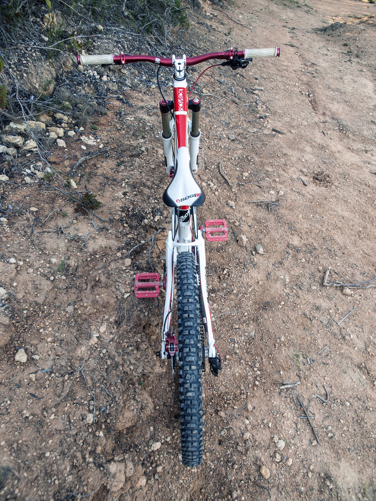 Trek Scratch Mini DH - Juanvi Muñoz's Bike Check - Vital MTB