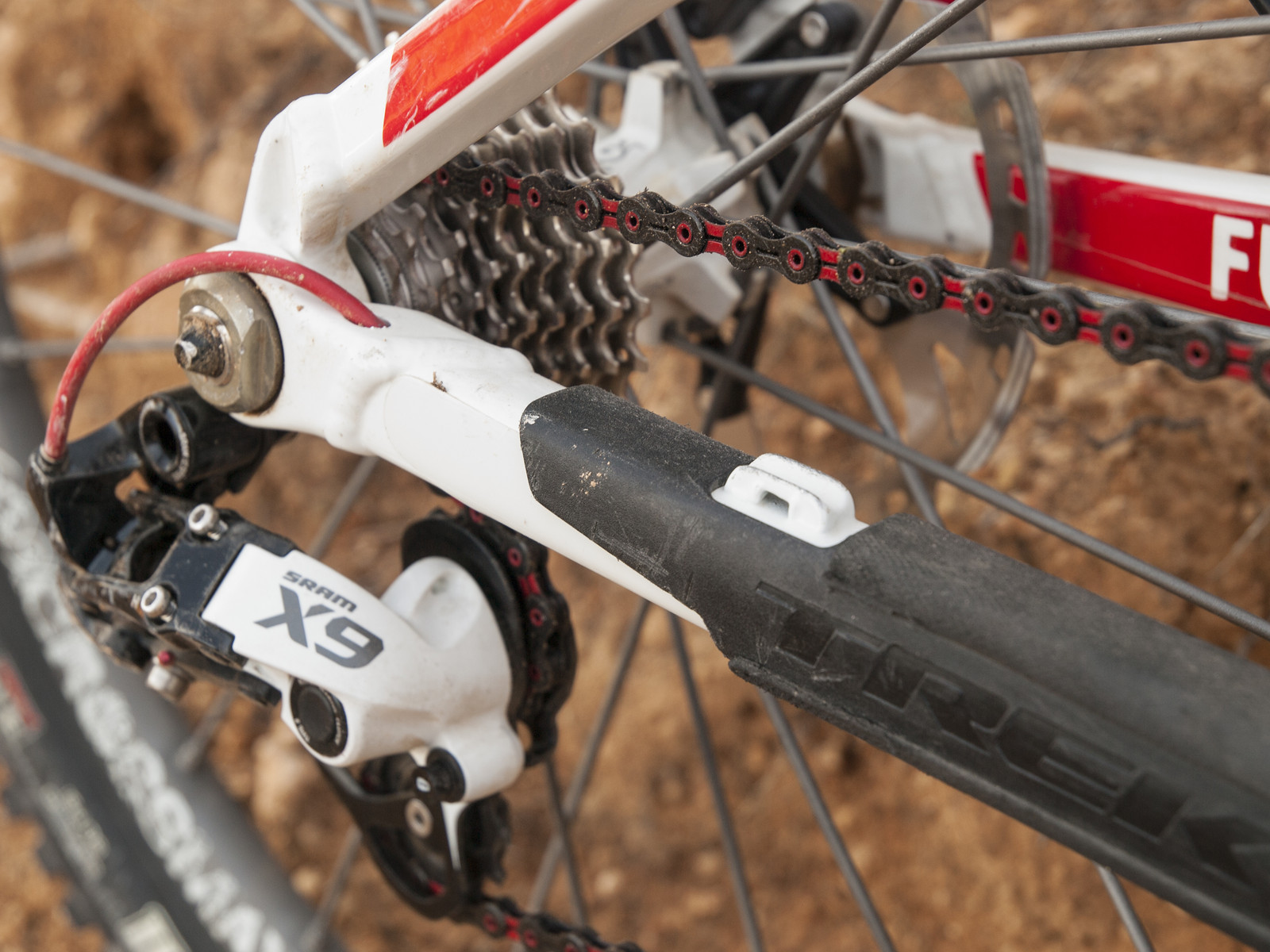 Trek Scratch Mini DH - Juanvi Muñoz's Bike Check - Vital MTB