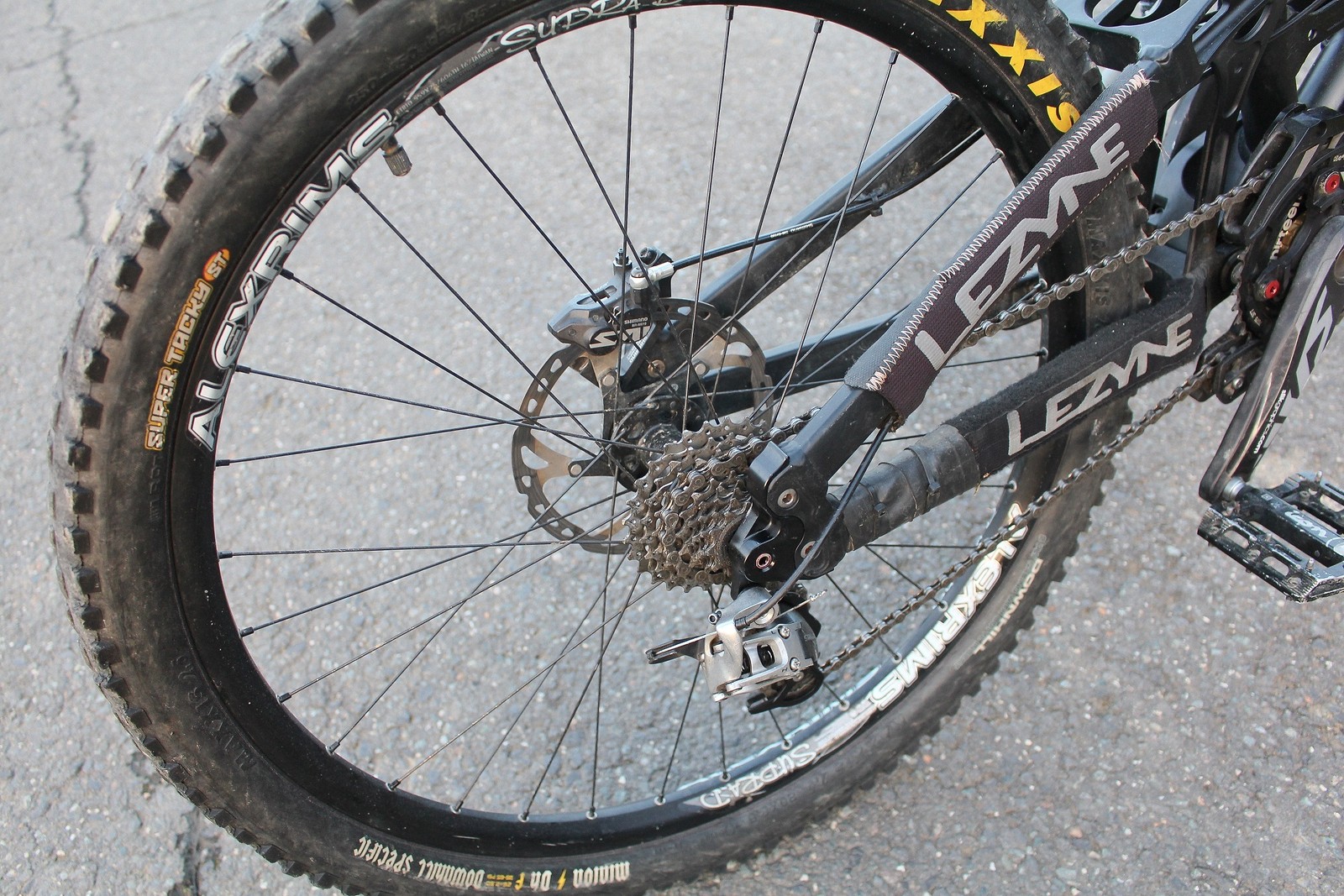 Cove Shocker - renest's Bike Check - Vital MTB