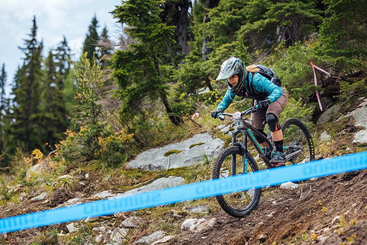 Linnea Rooke - Zuestman - Mountain Biking Pictures - Vital MTB