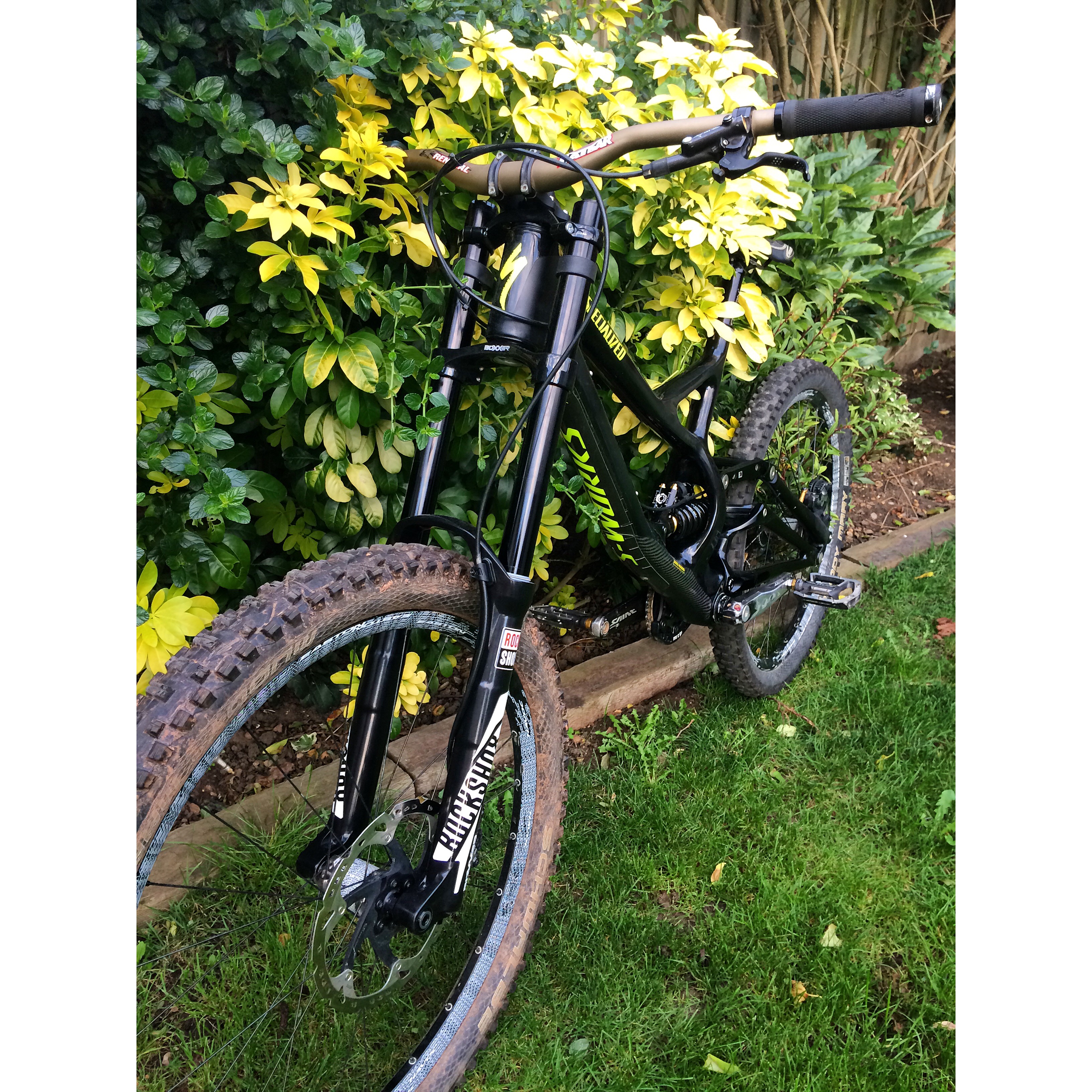 stealth specialized demo 8 - dandowney's Bike Check - Vital MTB