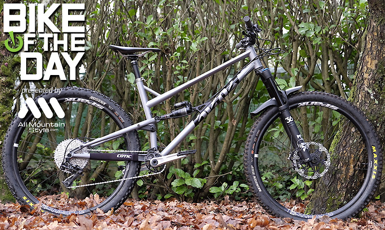 Cotic new Rocket Max - 2 roues dans les cailloux's Bike Check - Vital MTB