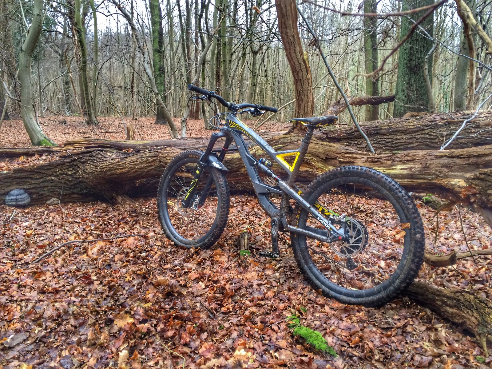 Phil's YT Capra - Philledan's Bike Check - Vital MTB