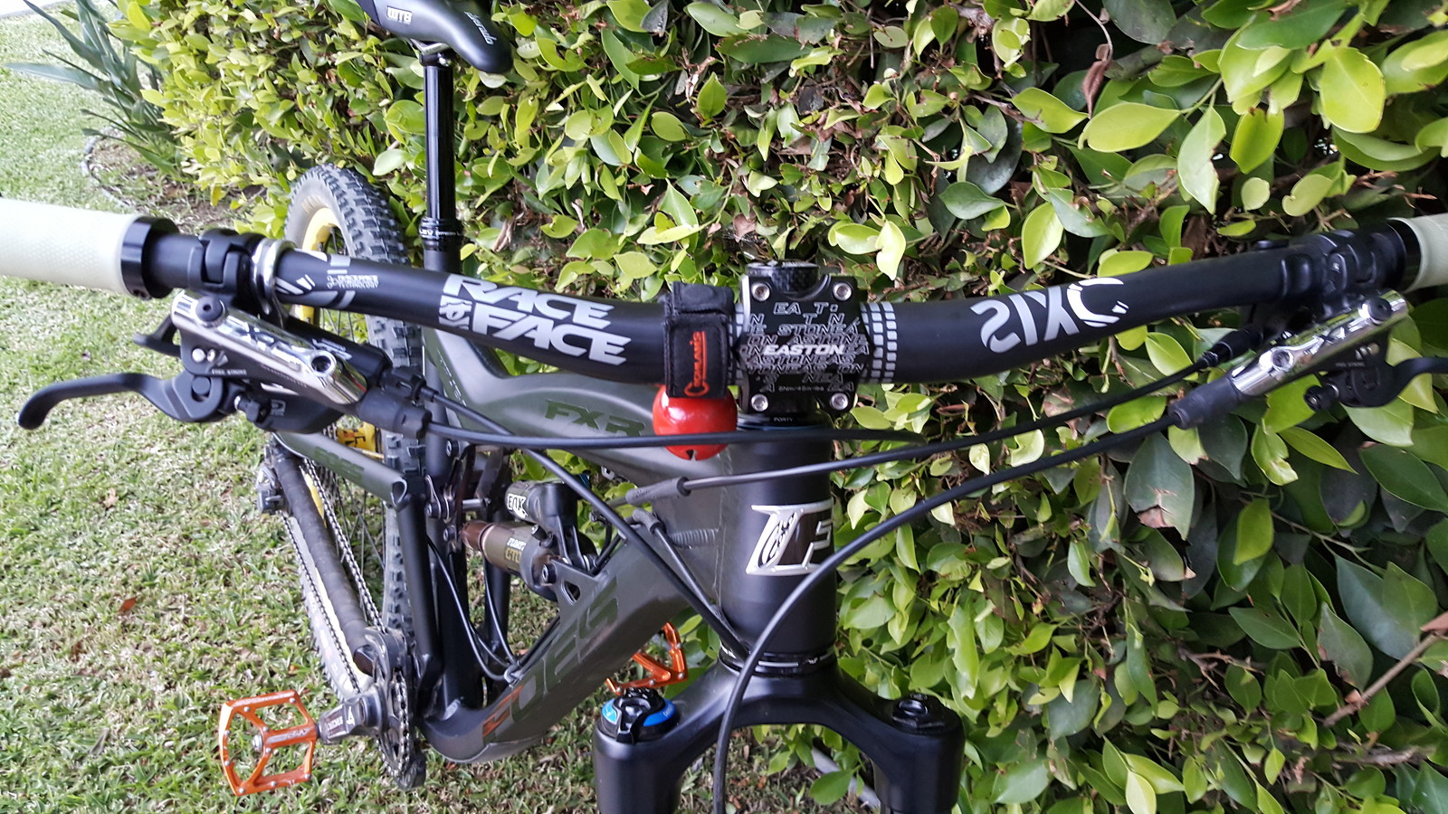 Foes FXR 275 - Ninjaboym5's Bike Check - Vital MTB