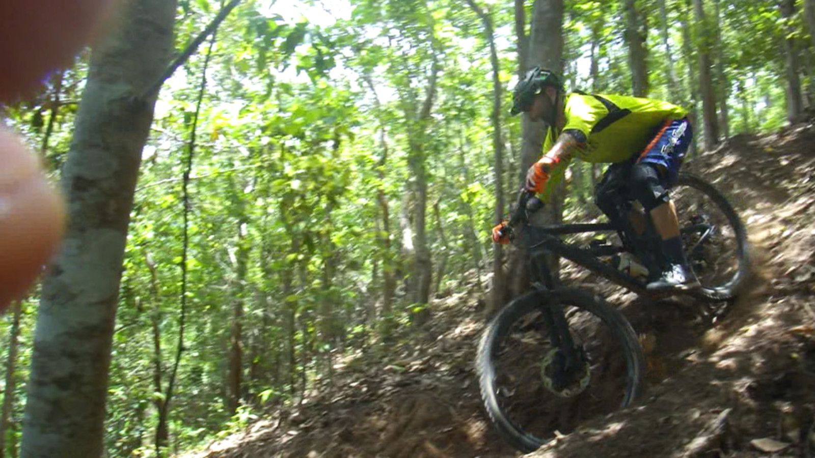 steep turn - OBJ - Mountain Biking Pictures - Vital MTB