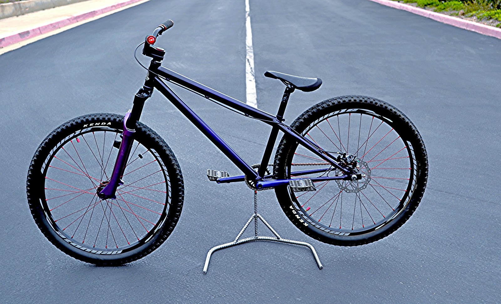 Black Market MOB "Purple Haze" - Millennium Productions's Bike Check ...