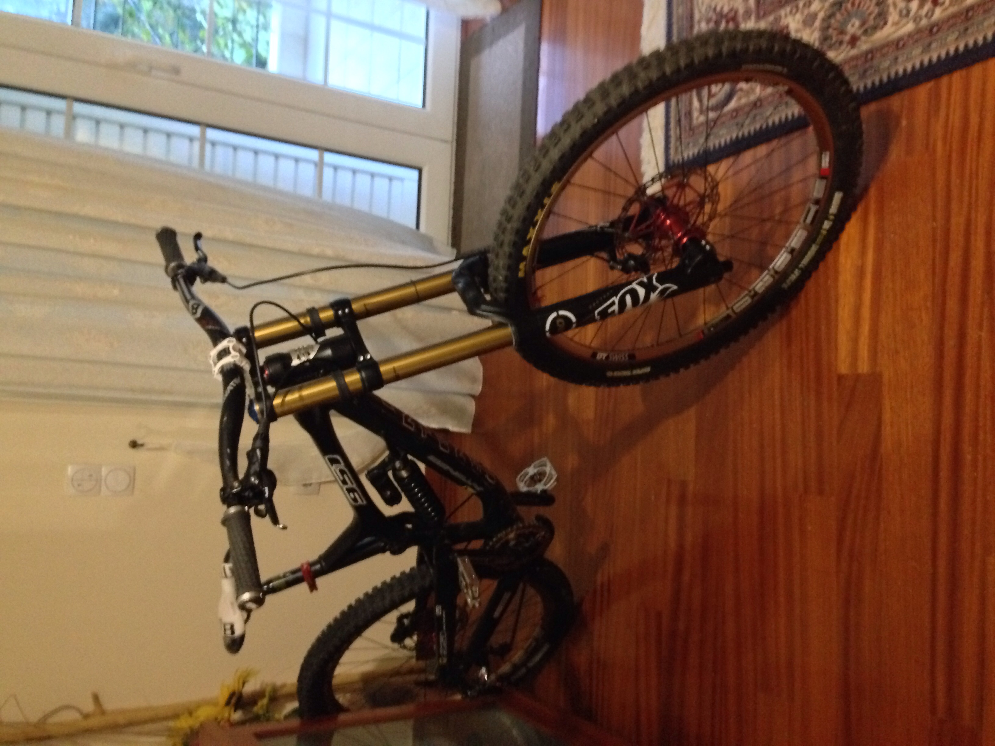 Intense 951 - kostasfrdh's Bike Check - Vital MTB