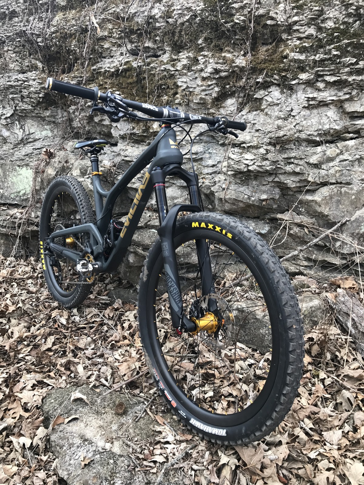 Shred KC's Evil - Shred KC's Bike Check - Vital MTB