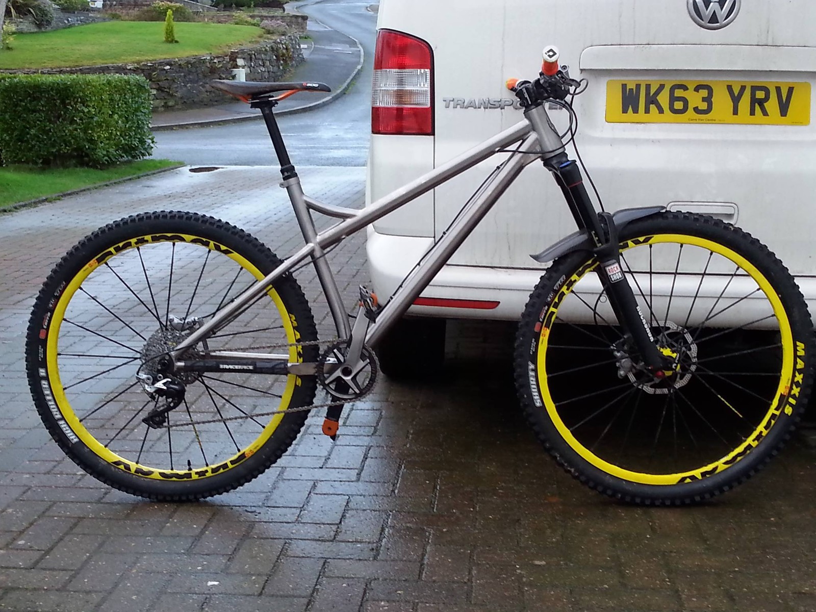 Kingdom Vendetta 2 - Pilsner's Bike Check - Vital MTB