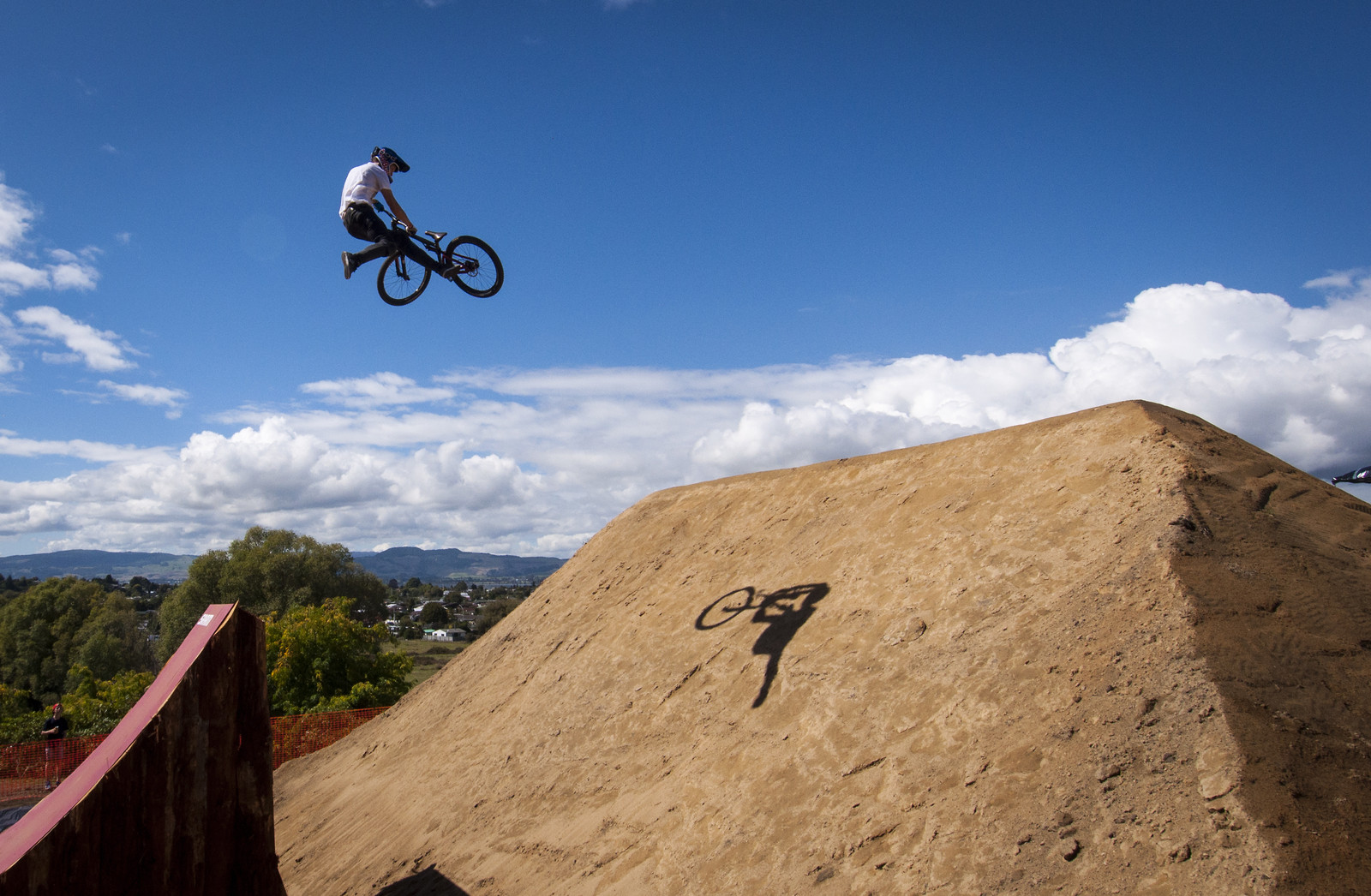 Rotorua's spectacular backdrop - skylinerotorua - Mountain Biking ...