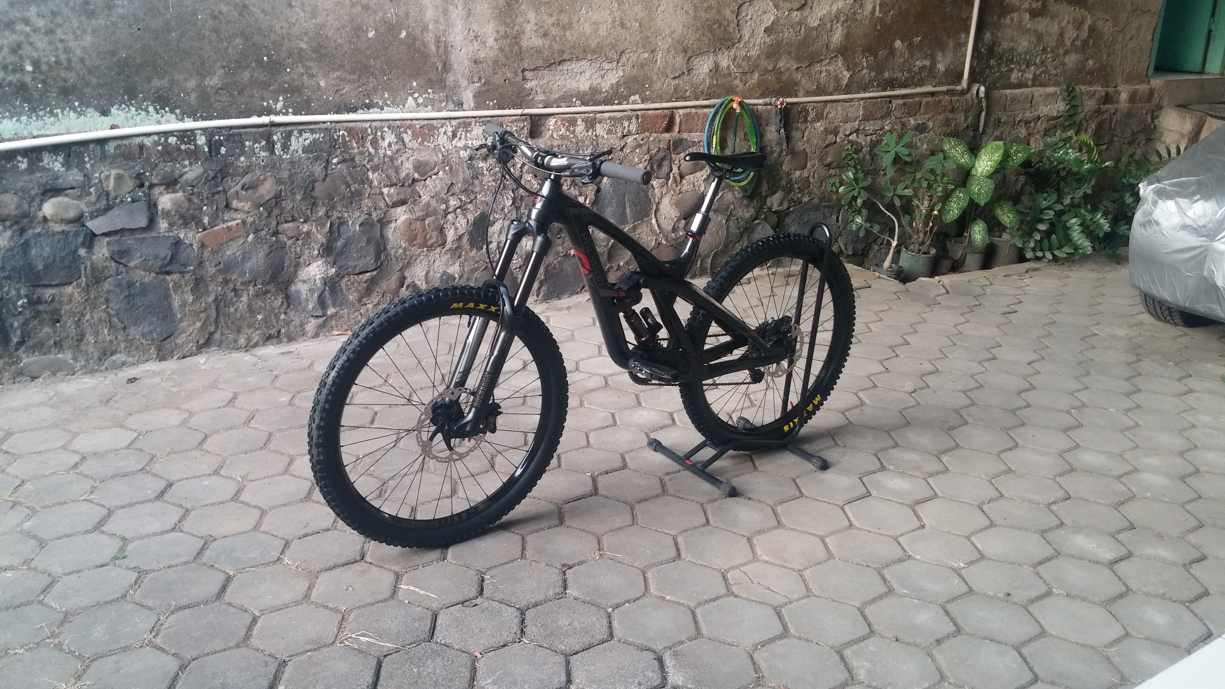 Polygon Collosus N9 ( Nenen ) - gallih1289's Bike Check - Vital MTB