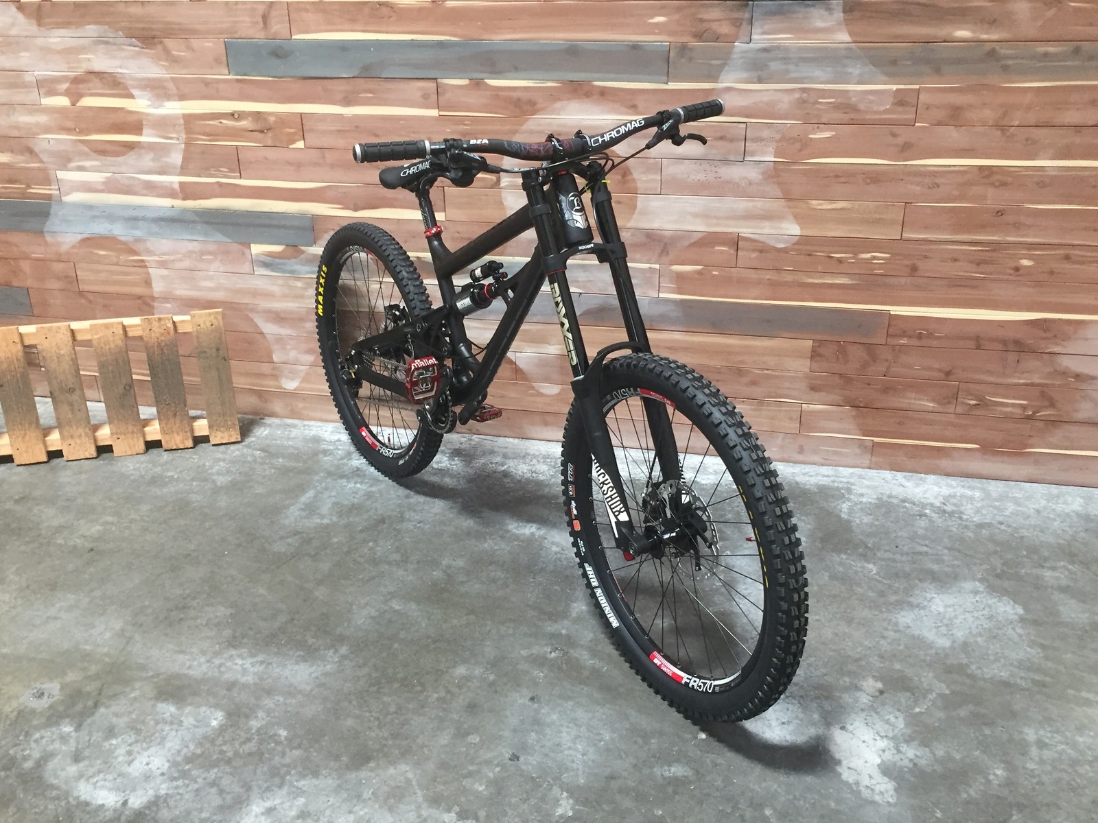 Banshee Darkside 2017 - rlewis's Bike Check - Vital MTB