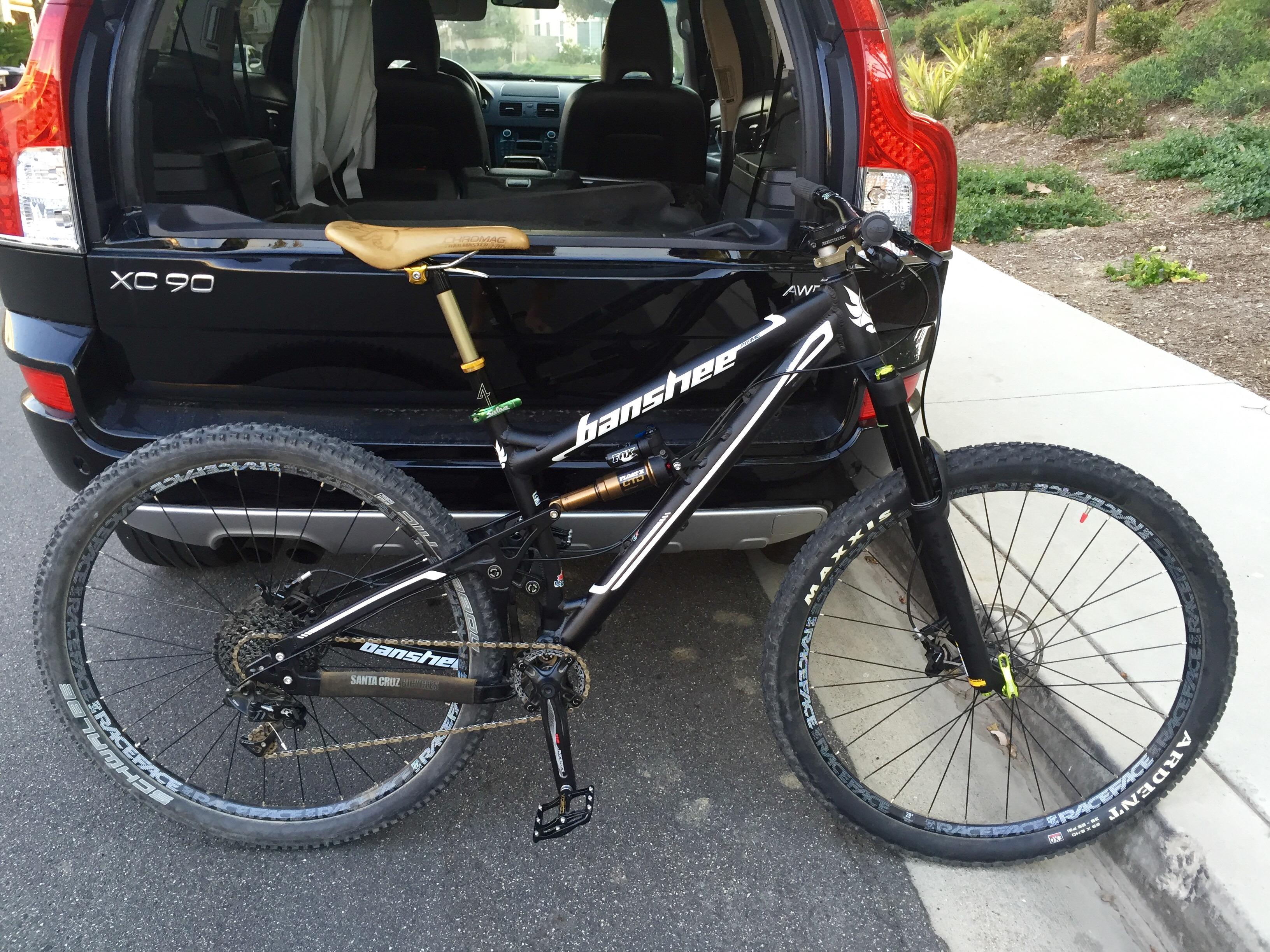 2014 Banshee Prime DVO - jimmy chu's Bike Check - Vital MTB