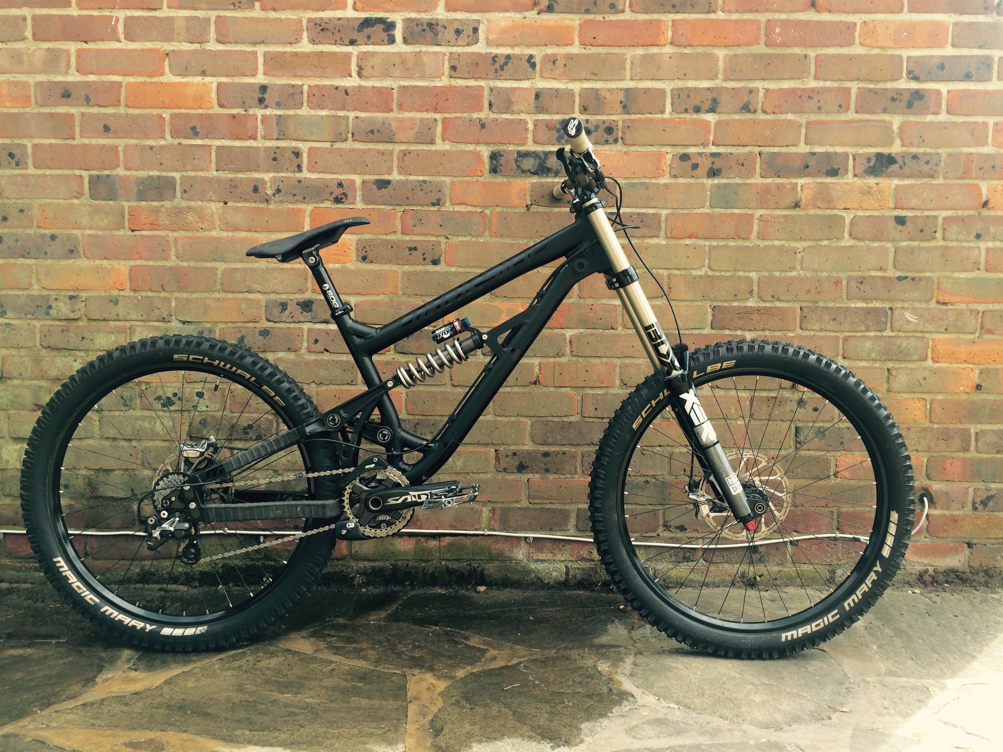 Banshee Darkside - Darkside's Bike Check - Vital MTB