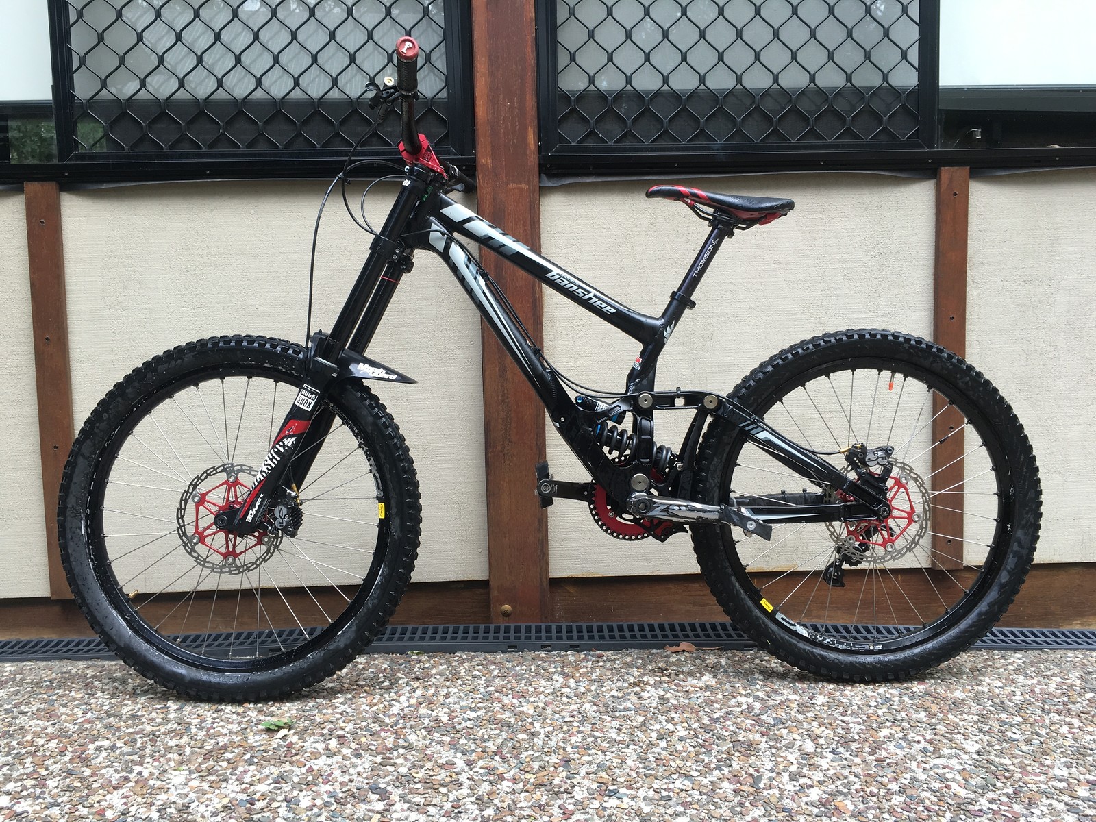 Banshee Legend Mk2 - Operator2011's Bike Check - Vital MTB