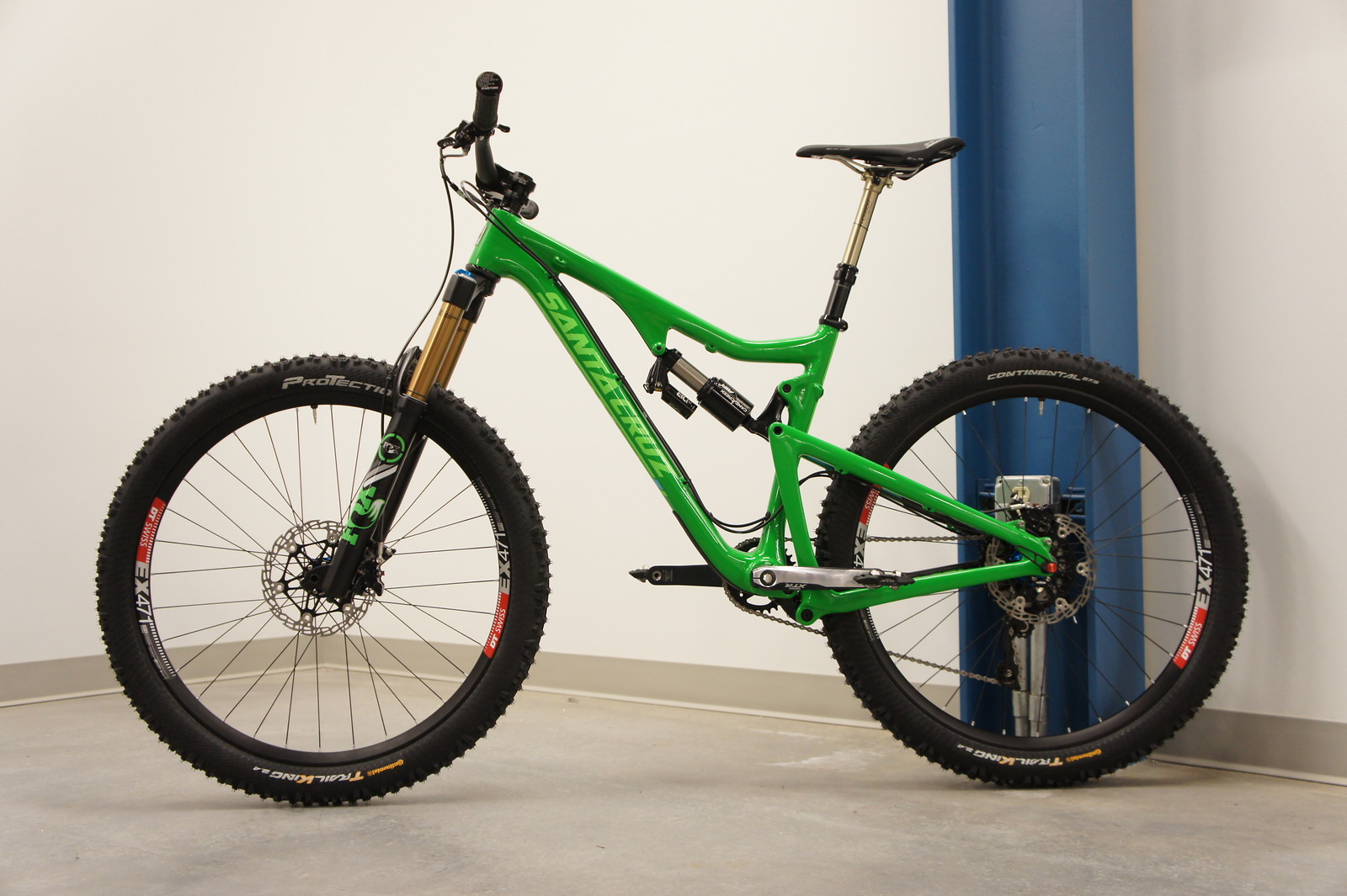 Custom Santa Cruz Bronson CC - "Kermit the HULK" - Kermit the HULK's ...
