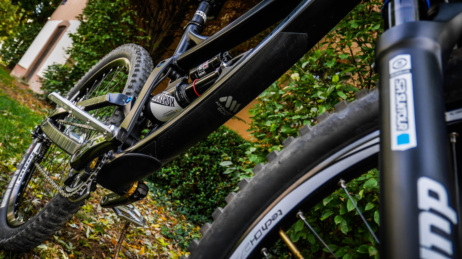 Transition TR500 Freeride Edition - RScrew's Bike Check - Vital MTB