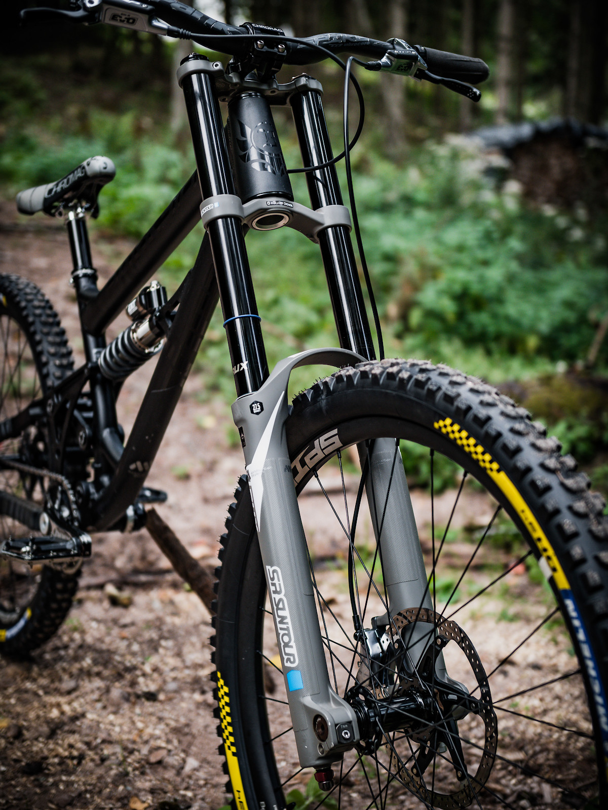 Banshee DarkSide RSBike - RScrew's Bike Check - Vital MTB