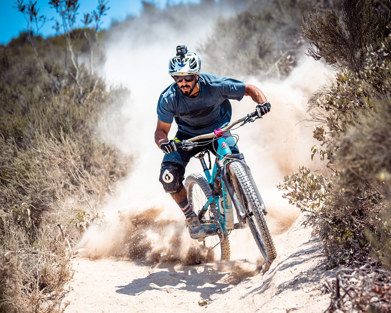 Dust in the wind - entronke - Mountain Biking Pictures - Vital MTB