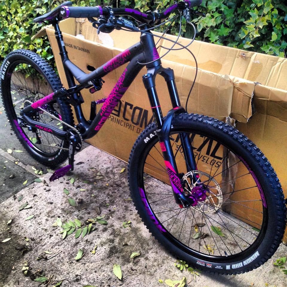 Commencal Meta AM V4 Purple - looseridersengland's Bike Check - Vital MTB