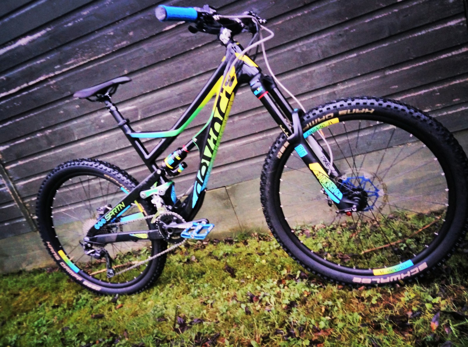 Devinci Spartan carbon - a2themfk's Bike Check - Vital MTB