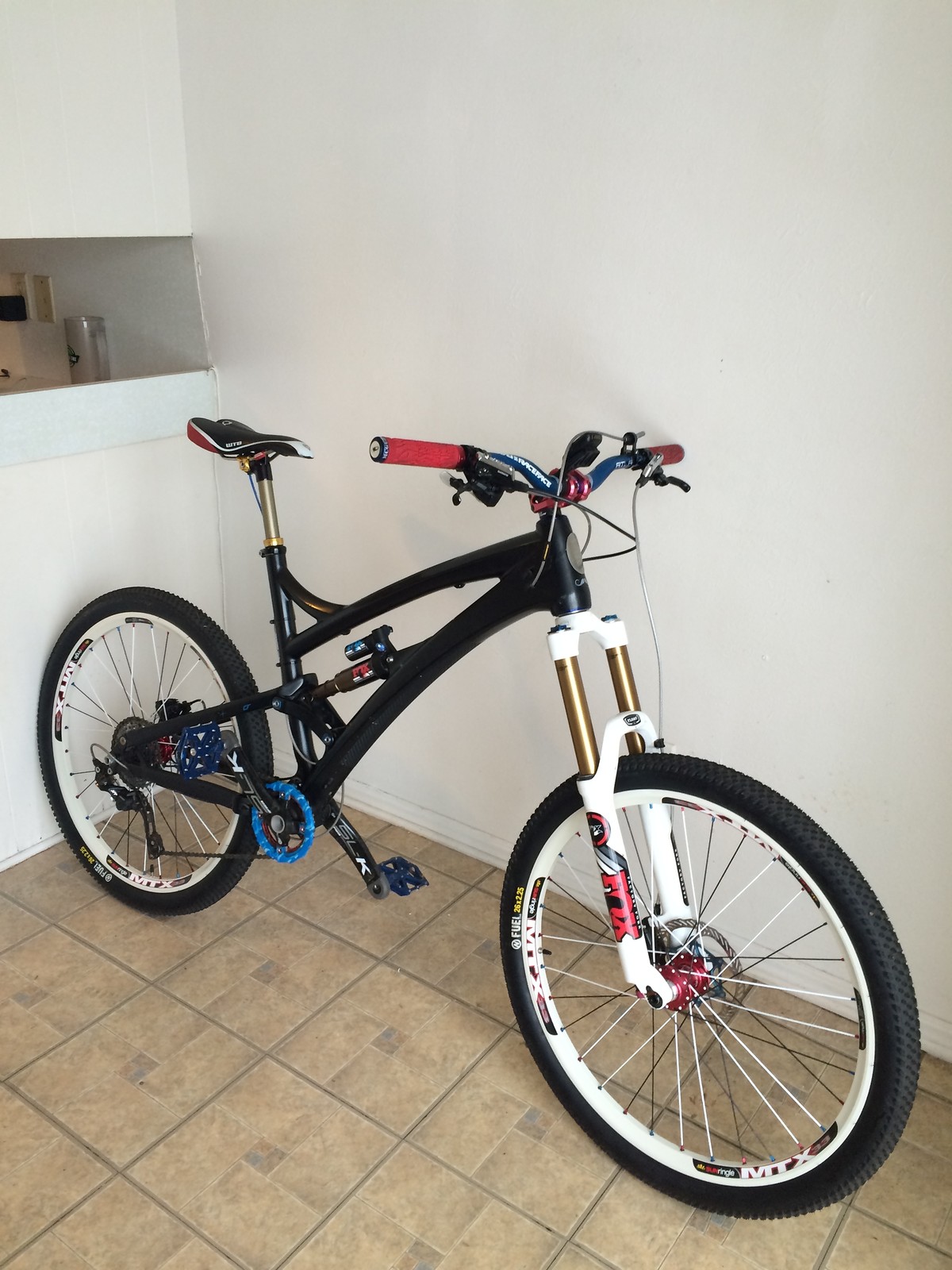 Transition Covert CF - Brian BMcG's Bike Check - Vital MTB