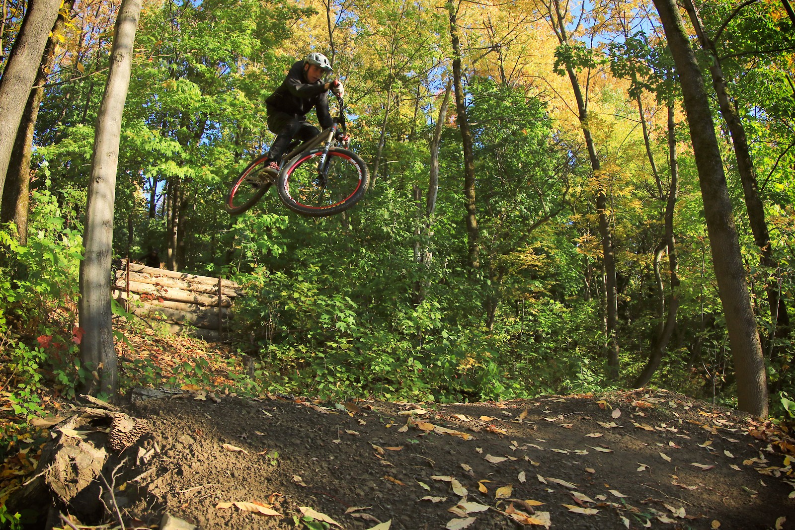 step down - philippemarceau - Mountain Biking Pictures - Vital MTB