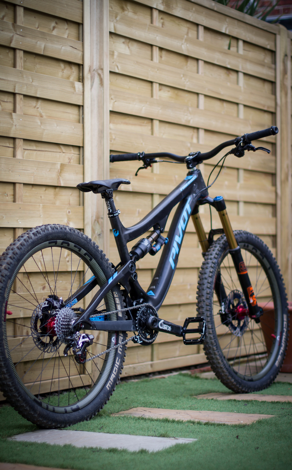 2017 Pivot Firebird - kennyken1015's Bike Check - Vital MTB