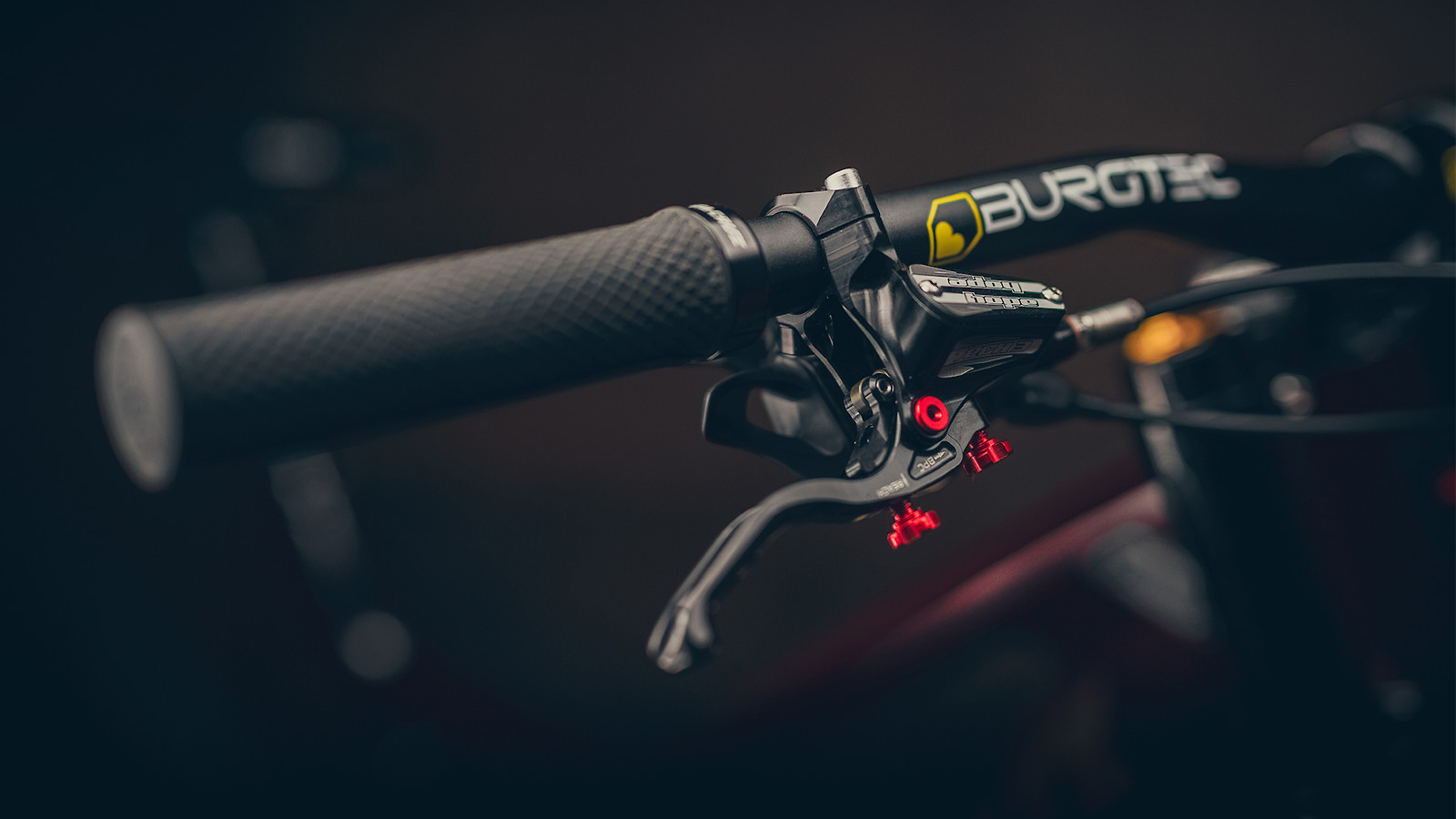 2021 Santa Cruz V10CC Ohlins Edition - BRINK's Bike Check - Vital MTB