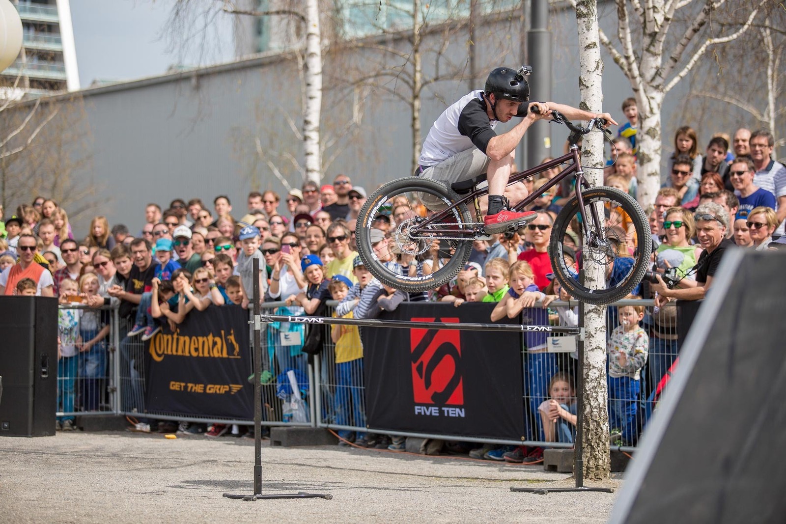 Aliastair Clarkson - Drop and Roll - Mountain Biking Pictures - Vital MTB