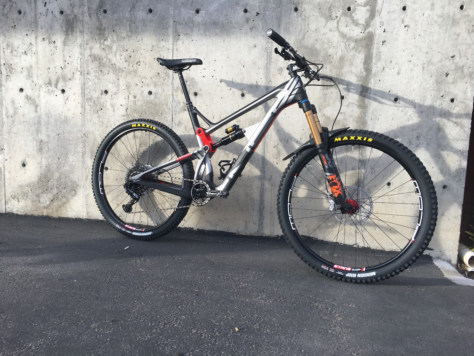 C3 Bike Shop Intense Carbine Custom DY Build - C3 Bike Shop's Bike ...