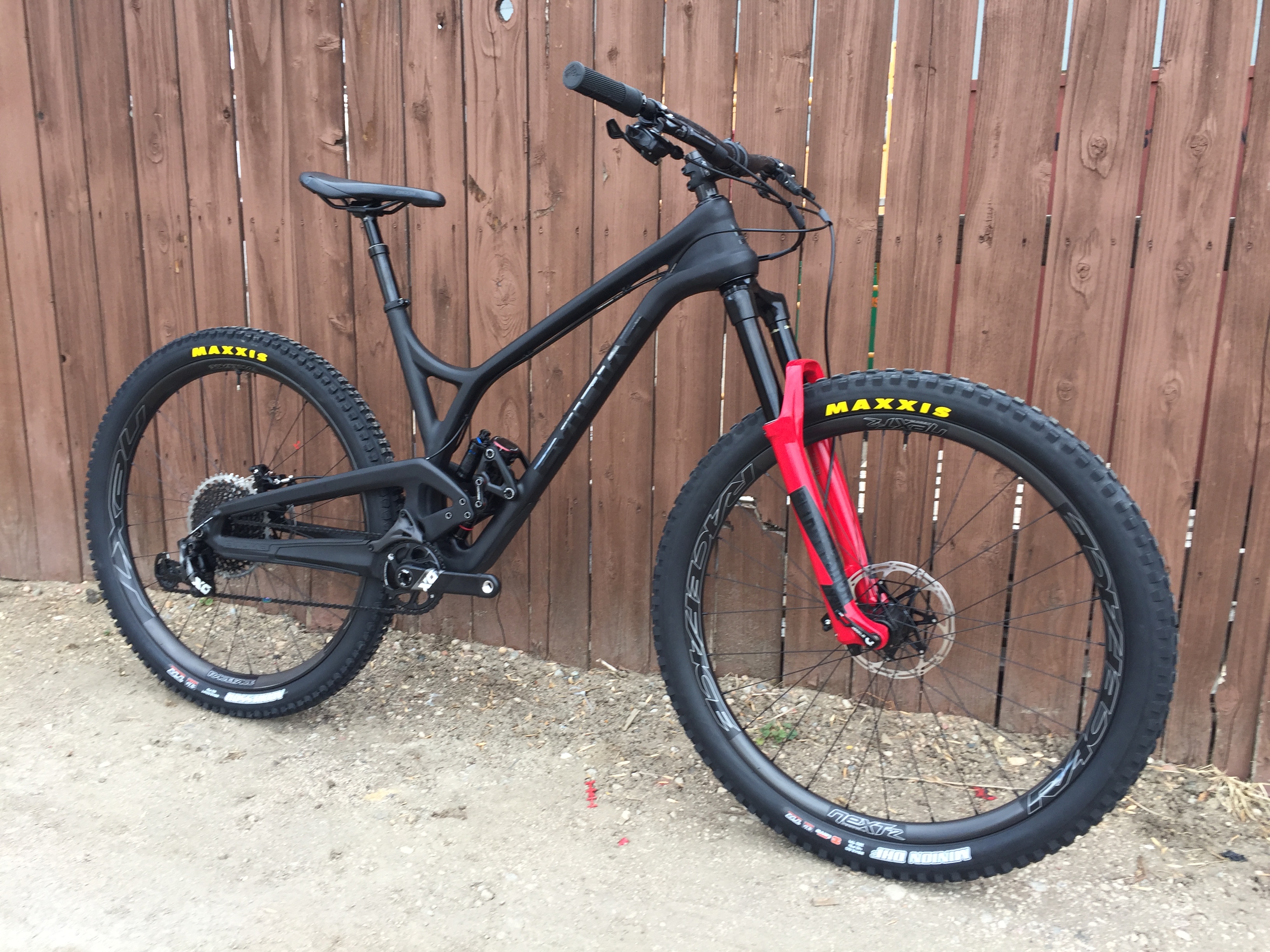 C3 Bike Shop Evil Offering Custom JM Build - C3 Bike Shop's Bike Check ...