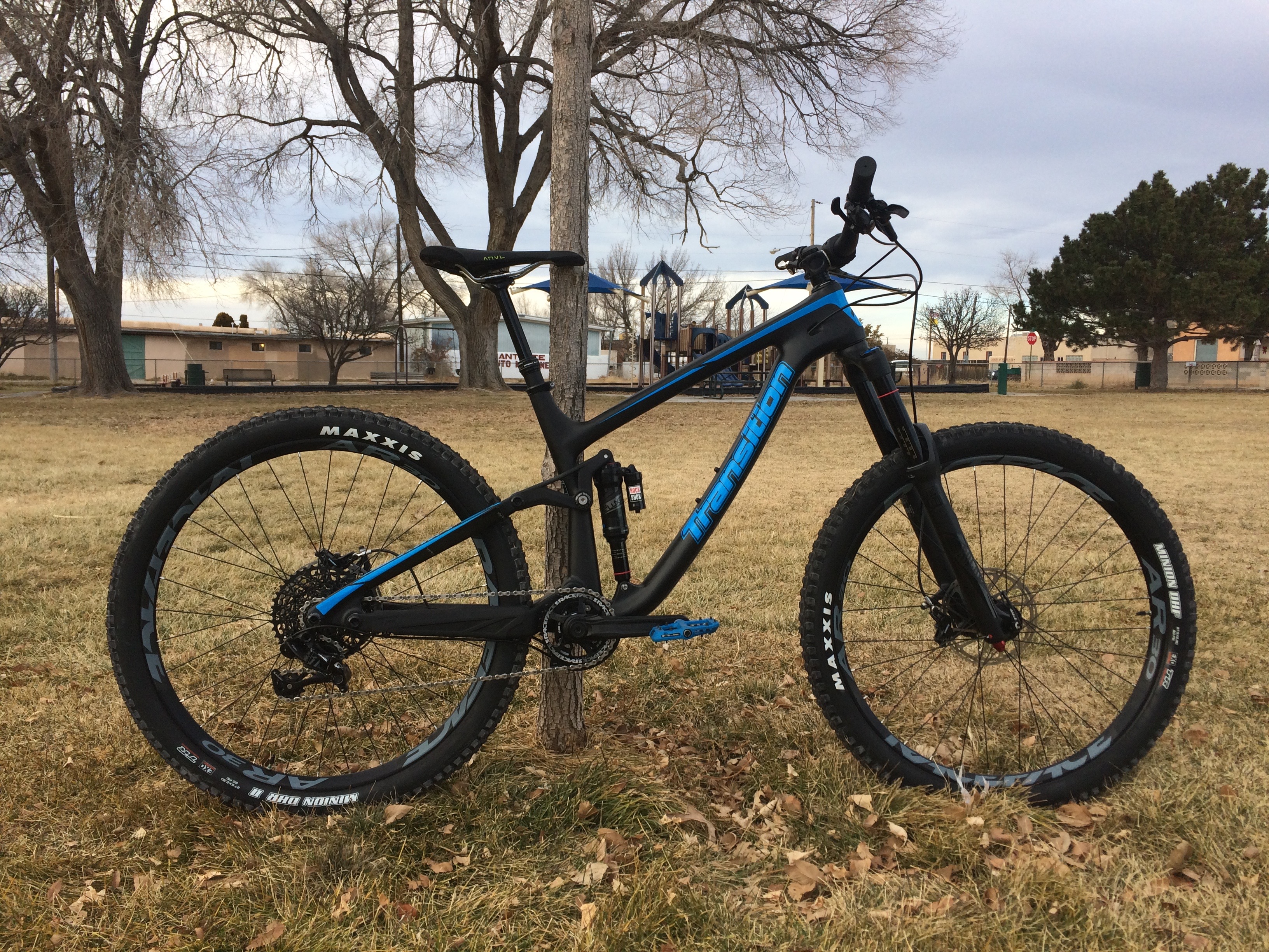 2017 Transition Patrol Carbon 3 - Ulysses Yarbrough's Bike Check ...